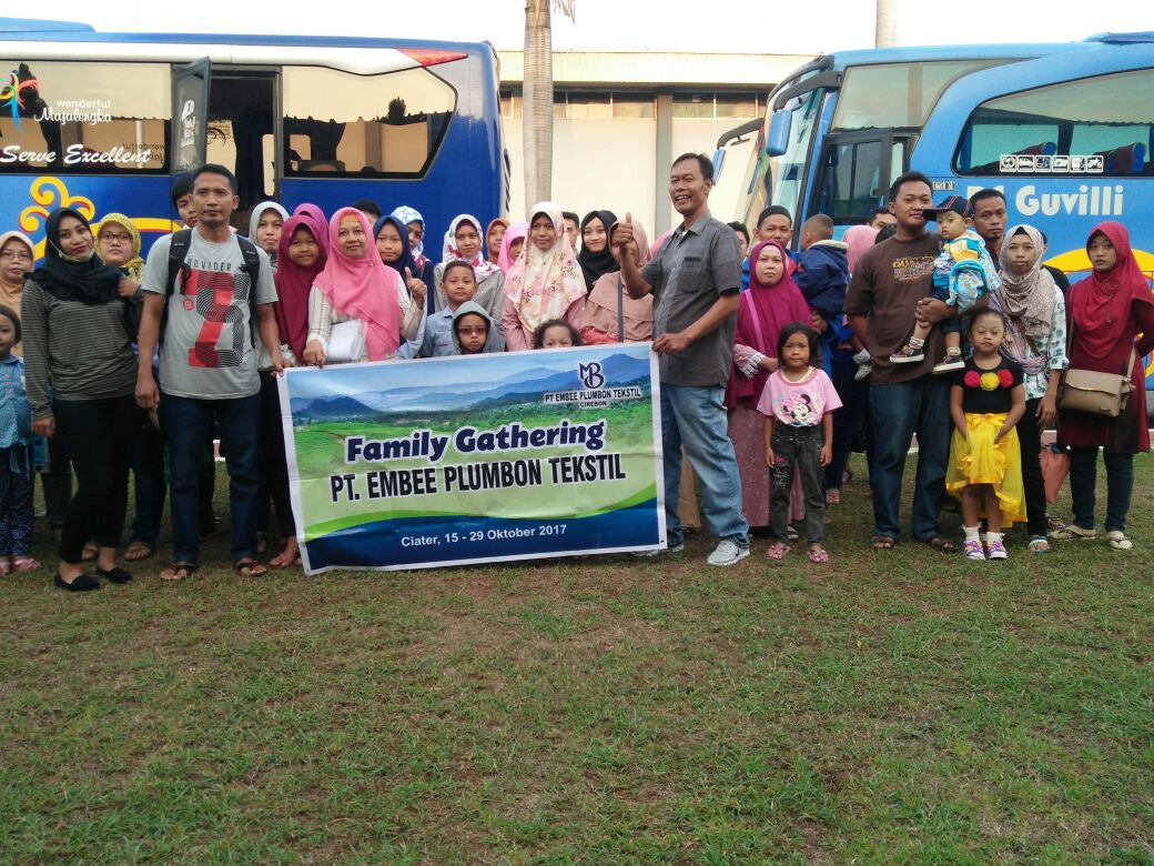 FAMILY GHATERING PT EMBEE PLUMBON TEXTILE - SERIKAT PEKERJA NASIONAL
